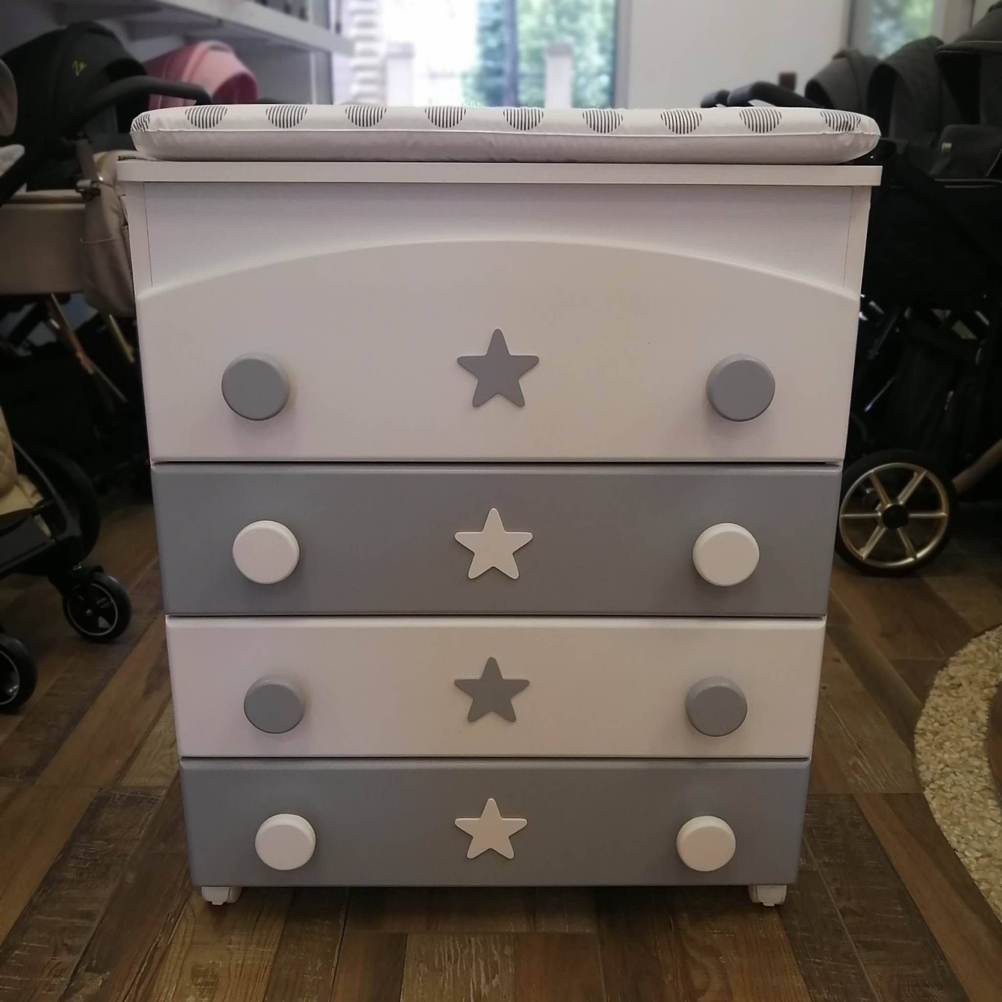 Komoda za bebe | Kolica za bebe, bebi oprema Bebbco